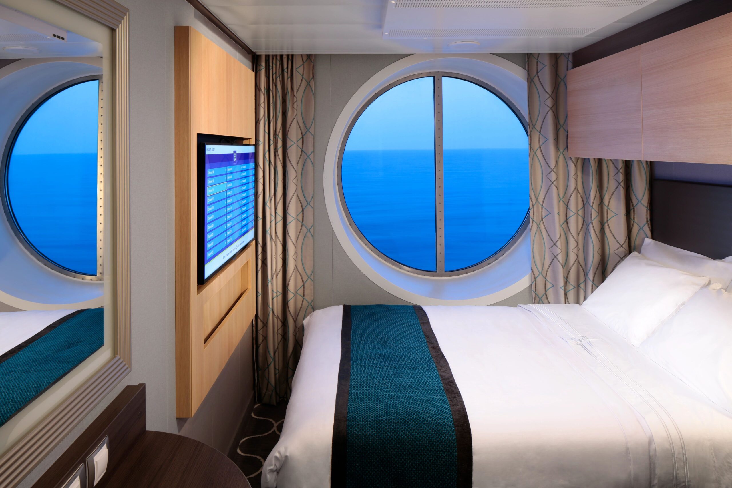 Top 5 Most Desirable Cabin Locations on Cruise Ship